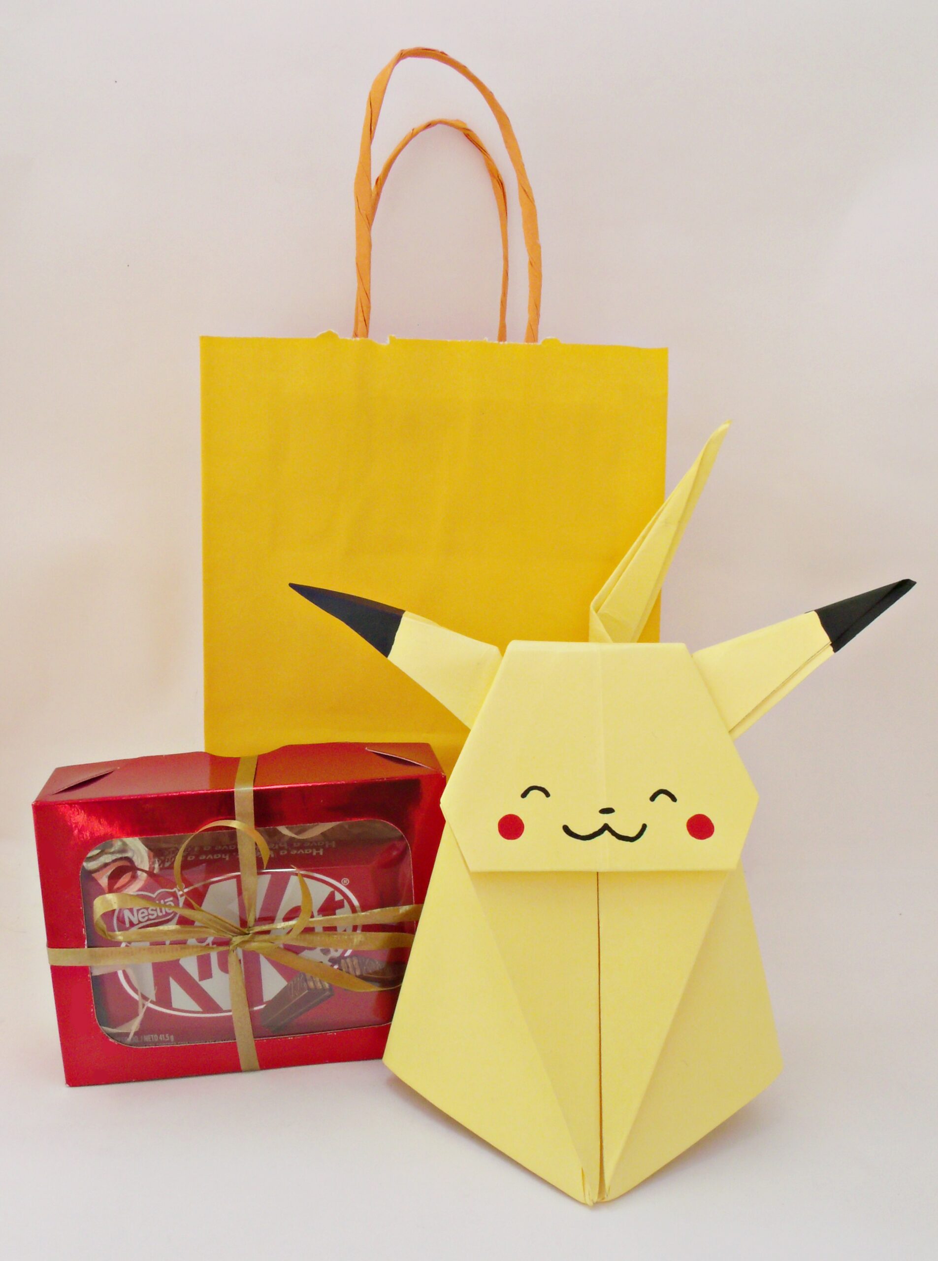 KitKat + Origami de Pikachu - LBL. ARTES